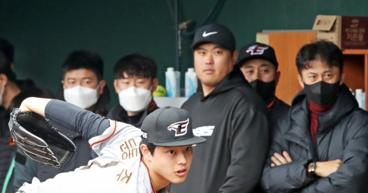 전 세계 최초 ABS 도입 KBO리그, 심판진 10구단 캠프 방문···커브 시대 온다 [SS포커스]