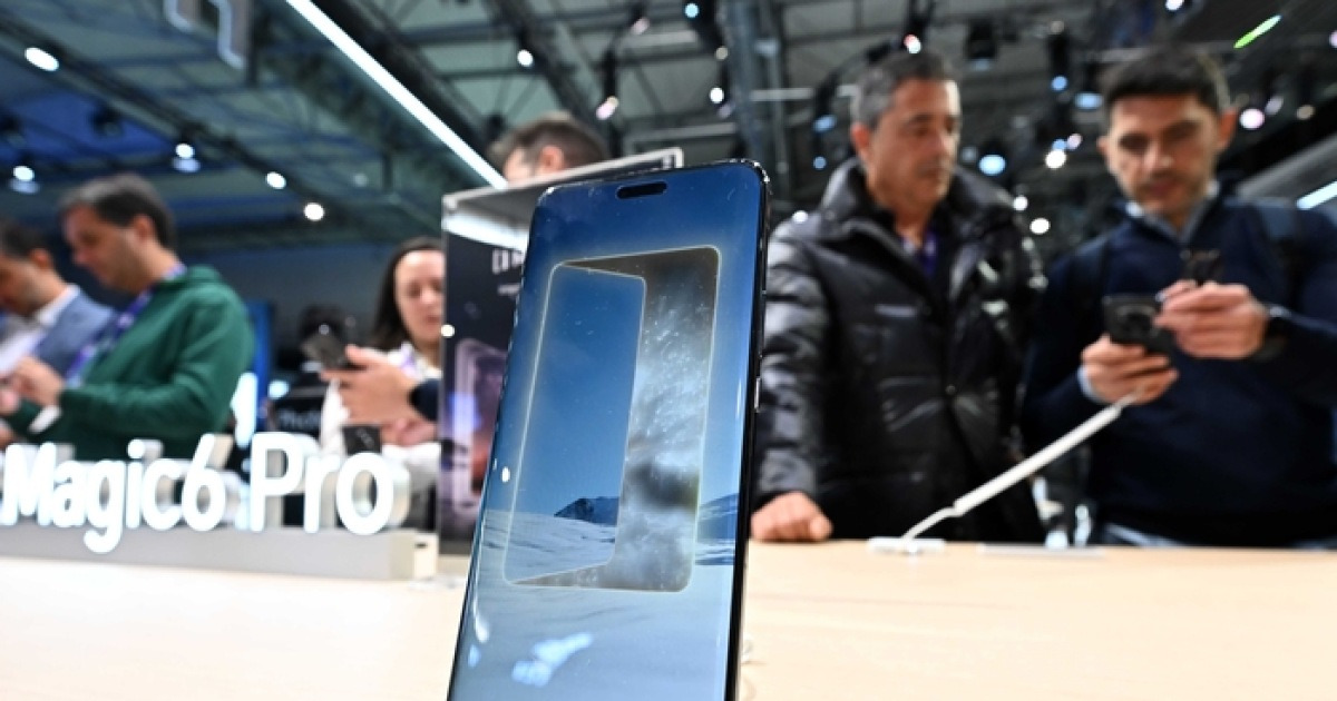 [MWC24]아너 매직6프로