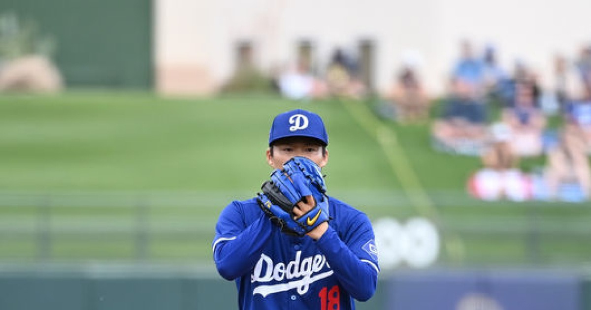 154km 강속구에 146km 스플리터로 KKK...베일 벗은 4342억 야마모토, "왜 많은 팀들이 원했는지 확인"