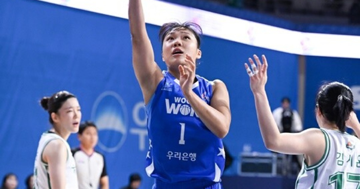 [BK 리뷰] 100% 가동한 우리은행, 100% 아니었던 하나원큐 제압 … WKBL, 9일부터 PO 시작