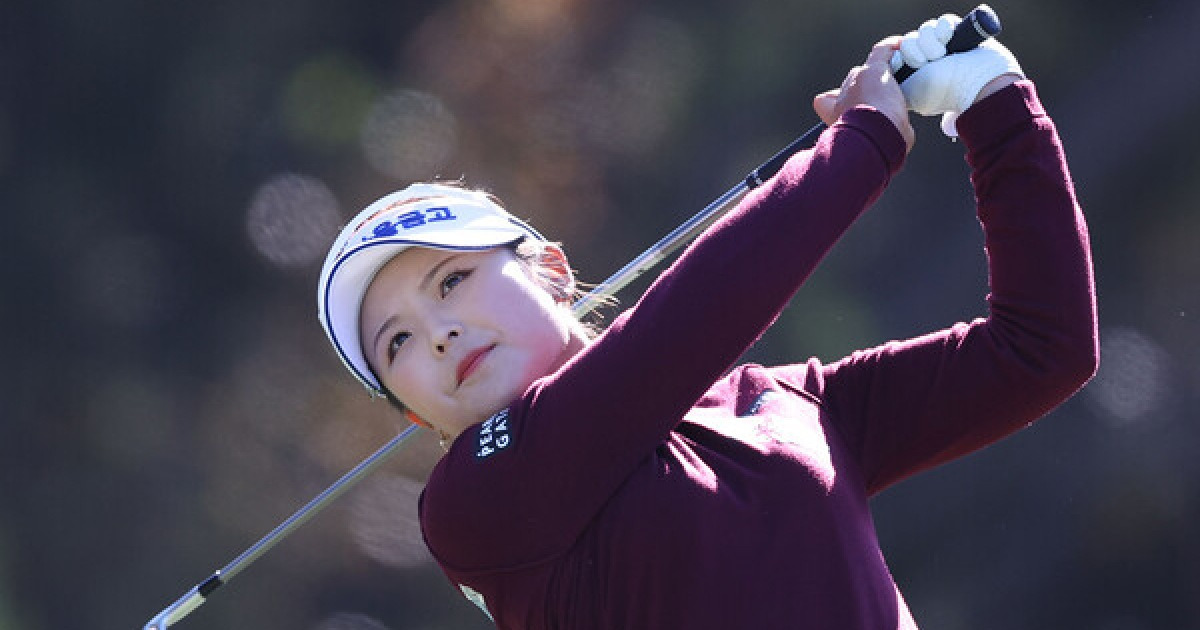'JLPGA 루키' 송가은, 일본 개막전 첫날 33위…배선우는 10위, 안신애 93위