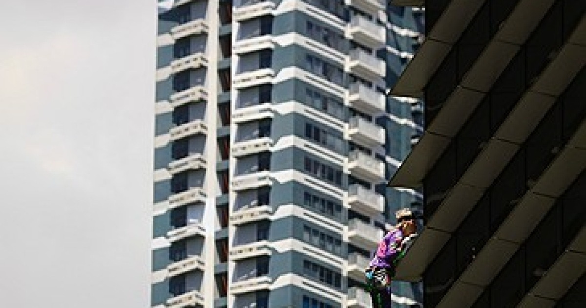 PHILIPPINES URBAN CLIMBING
