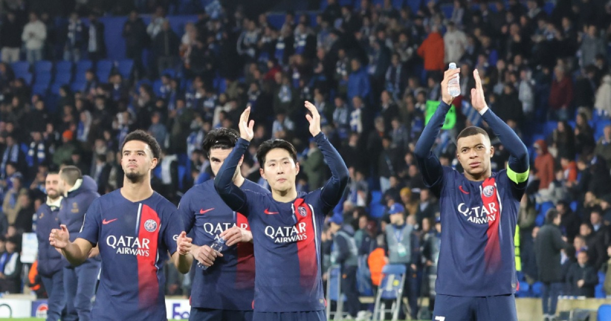 이강인 1AS, ‘절친’과의 맞대결서 판정승…PSG는 UCL 8강 안착