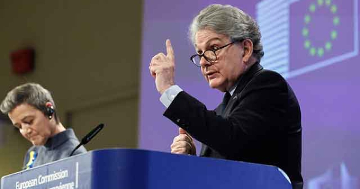 EU, 2030년 ‘무기 자급자족’ 20→50% 추진…첫 방산전략 발표