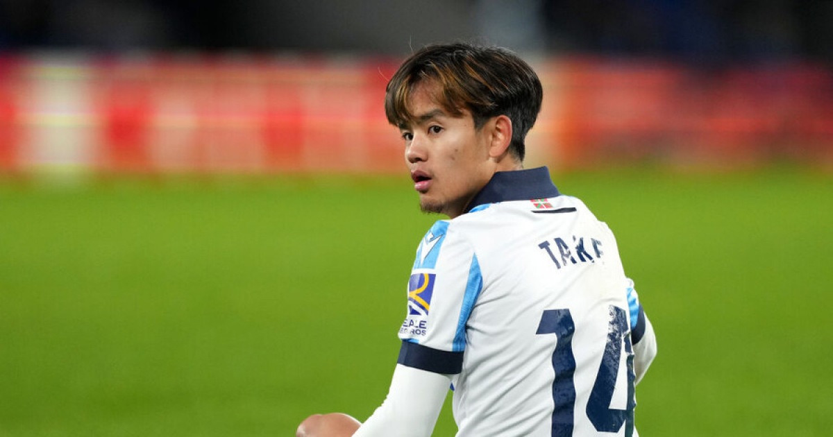 [SPO ISSUE] '절친' 이강인에게 무릎 꿇은 '日 에이스'...첫 UCL에서 최악 부진→'8경기 1도움'으로 마감