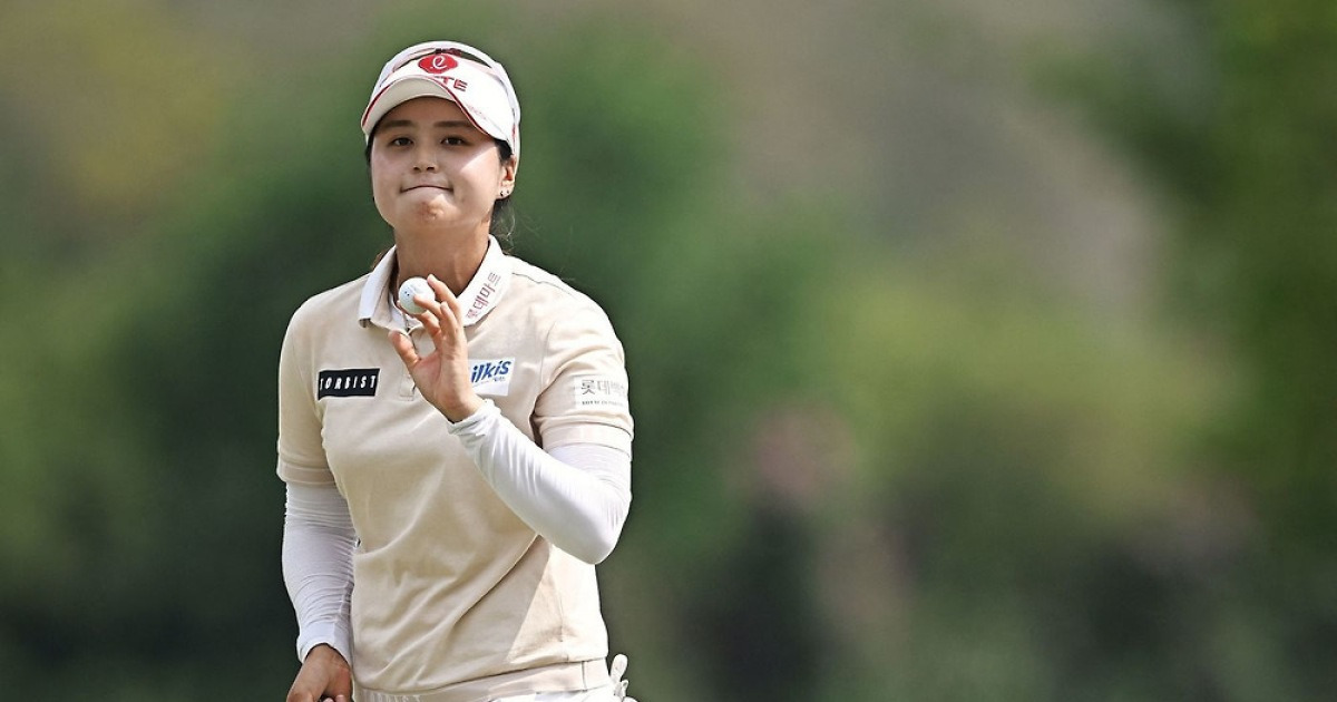 최혜진, LPGA 블루베이 1R 공동 5위…선두 이민지와 2타 차