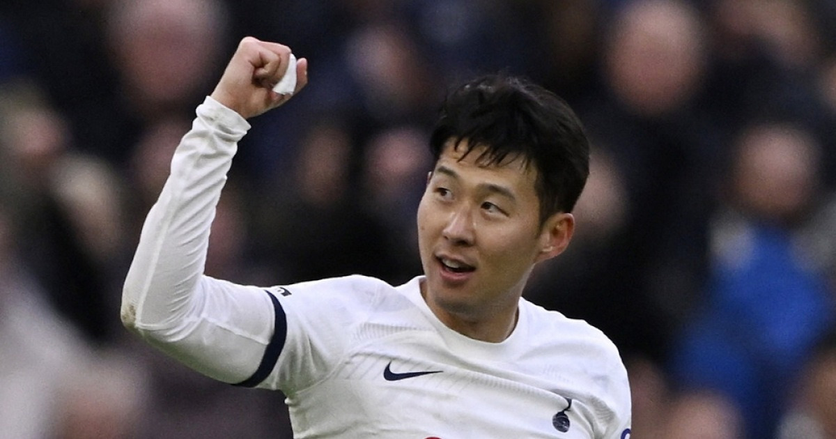 'EPL 300경기 출전이 쉬워?' '리빙 레전드' 손흥민, 토트넘 역대 최고 수준 계약 당연..."없어서는 안 될 자산"