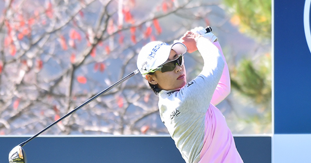 안나린, 블루베이 LPGA 2R 공동 1위…최혜진은 3위