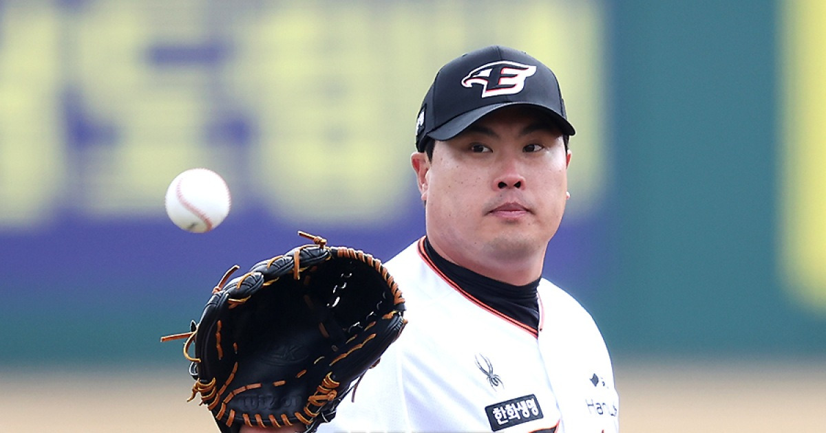 "4년간 준비" 류현진으로 베일 벗었다, KBO가 'MLB보다 빠른' ABS 밀어붙인 이유 알겠네