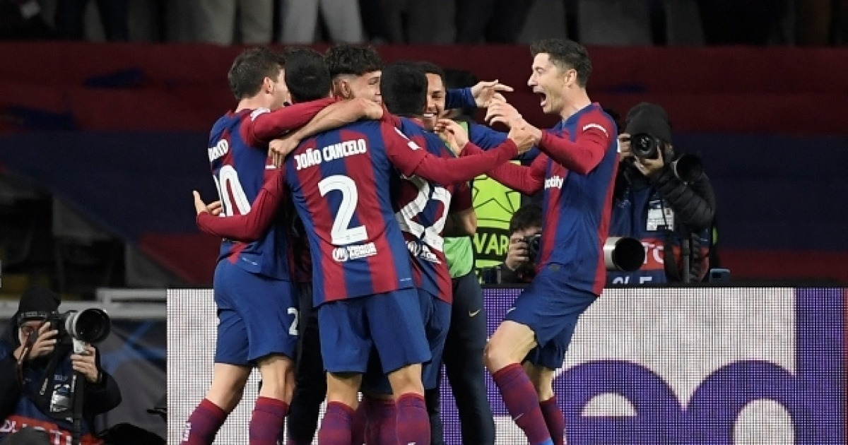 바르셀로나, 3대1 완승으로 4년만에 8강 진출...김민재 그리운 나폴리 16강 탈락 [UCL]