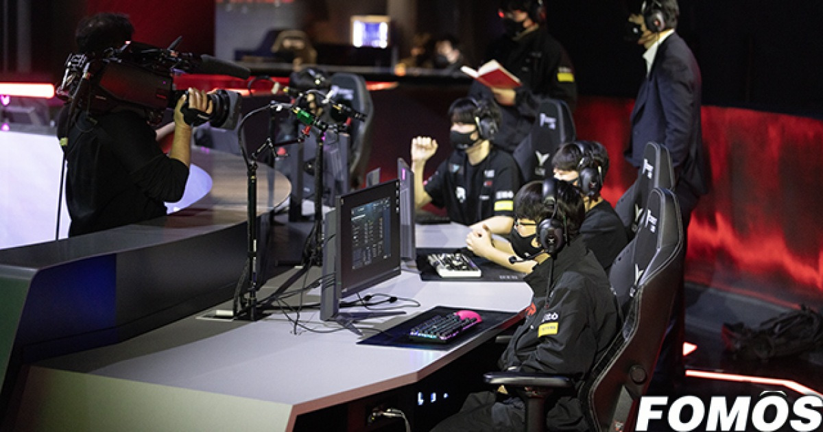 [LCK] 롤러코스터 경기력 보인 KT, OK 저축은행에 승리