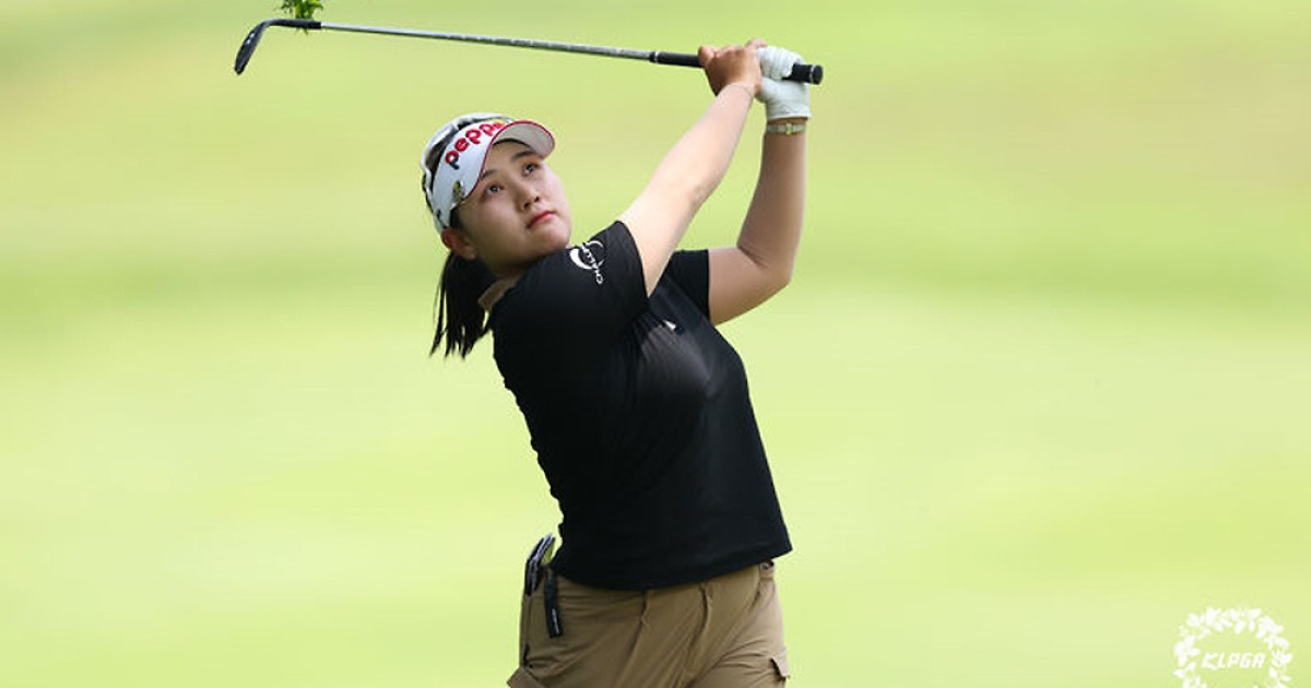 김희지, KLPGA '블루캐니언 챔피언십' 1R 단독 선두...이예원 방신실 공동 6위