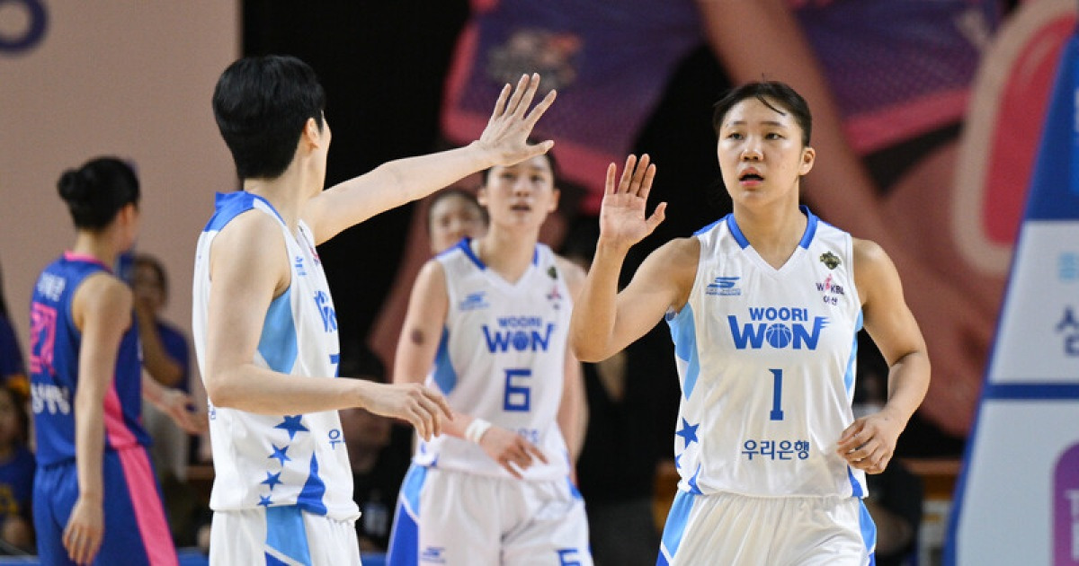 [WKBL PO 리뷰] ‘5차전은 없다’ 우리은행, 1쿼터 압도하며 챔피언 결정전 진출