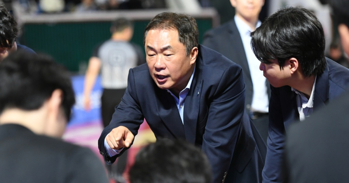 PO 확정한 KCC 전창진 감독 “아직 정상 전력은 아니다” [SS경기리뷰]