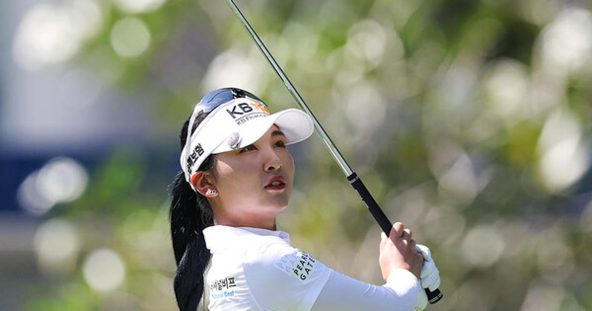 '여전한' 이예원, 접전 끝에 블루캐니언 초대챔피언 등극…짜릿한 역전으로 KLPGA 4번째 우승