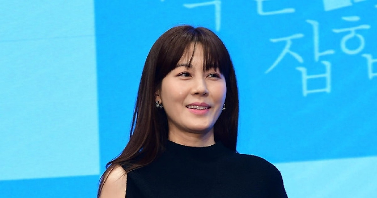 [TEN포토]김하늘 '8년만에 KBS 복귀'