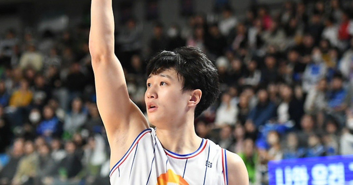 '프로농구 최고 인기선수는 누구?' KBL,18일부터 인기상 투표 진행...KCC 허웅 5연패 도전