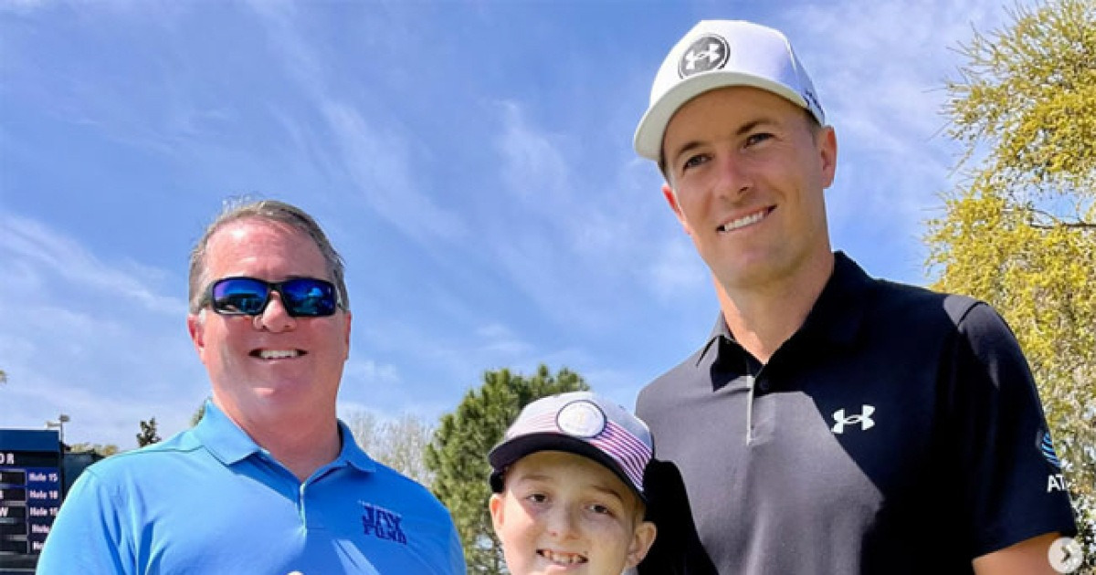 PGA, ‘T세포 백혈병’ 소년과 스피스 만남 주선… 함께 연습 라운드[SNS ZONE]