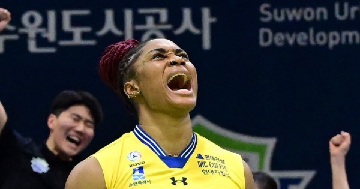 '정규리그 우승' 현대건설 모마, 6R MVP 선정…남자부는 OK금융그룹 레오