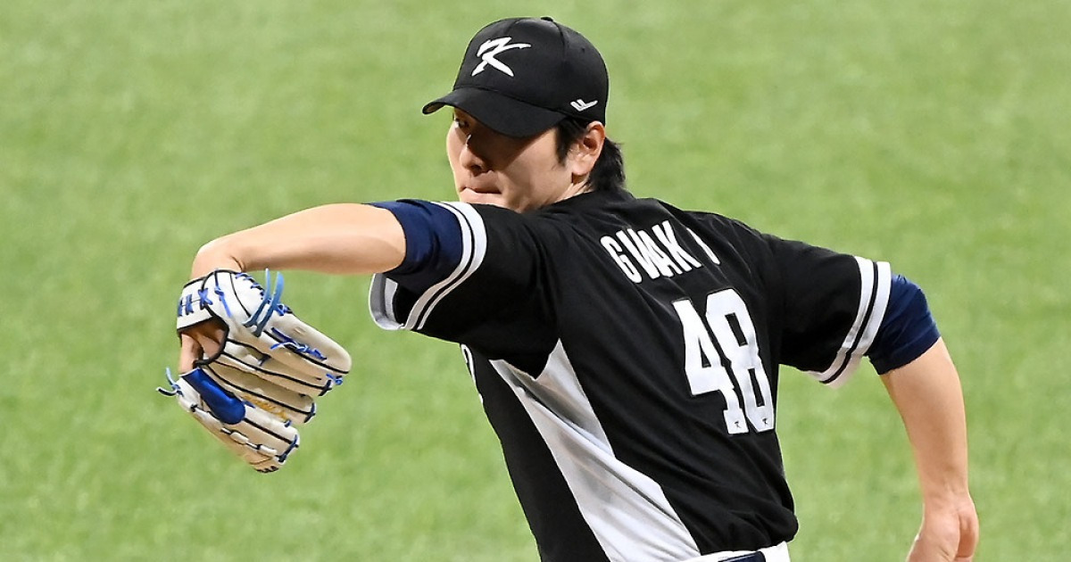 '오타니와 재대결 판정승' 곽빈, 155km 쾅! 2이닝 2K 1실점 교체 [고척 현장]