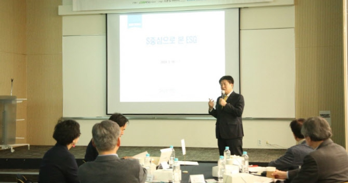 "지속가능경영엔 5E 필요"···김성한 DGB생명 대표, 윤경ESG포럼서 강연