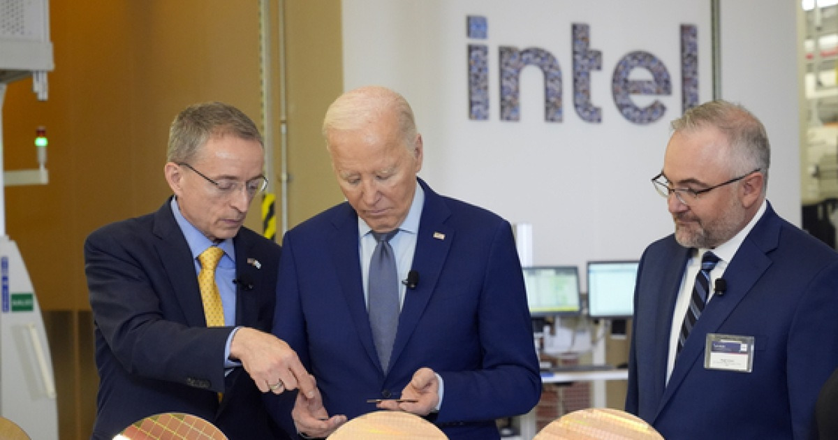 Micron's upbeat results drive tech stock rally in Korea