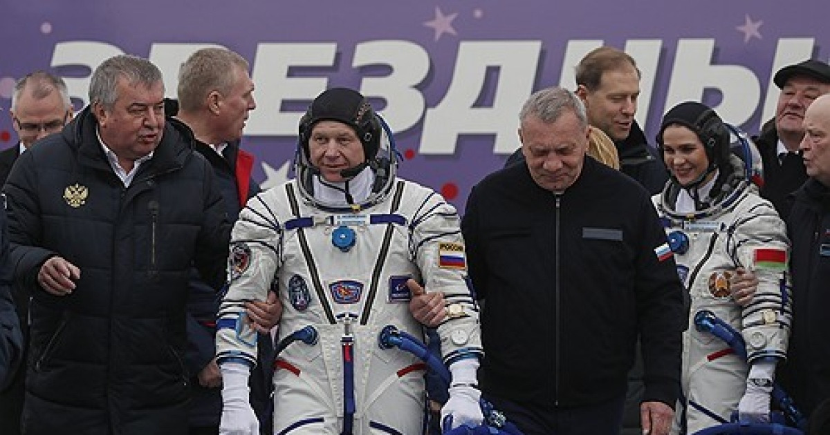 KAZAKHSTAN RUSSIA SPACE PROGRAMS