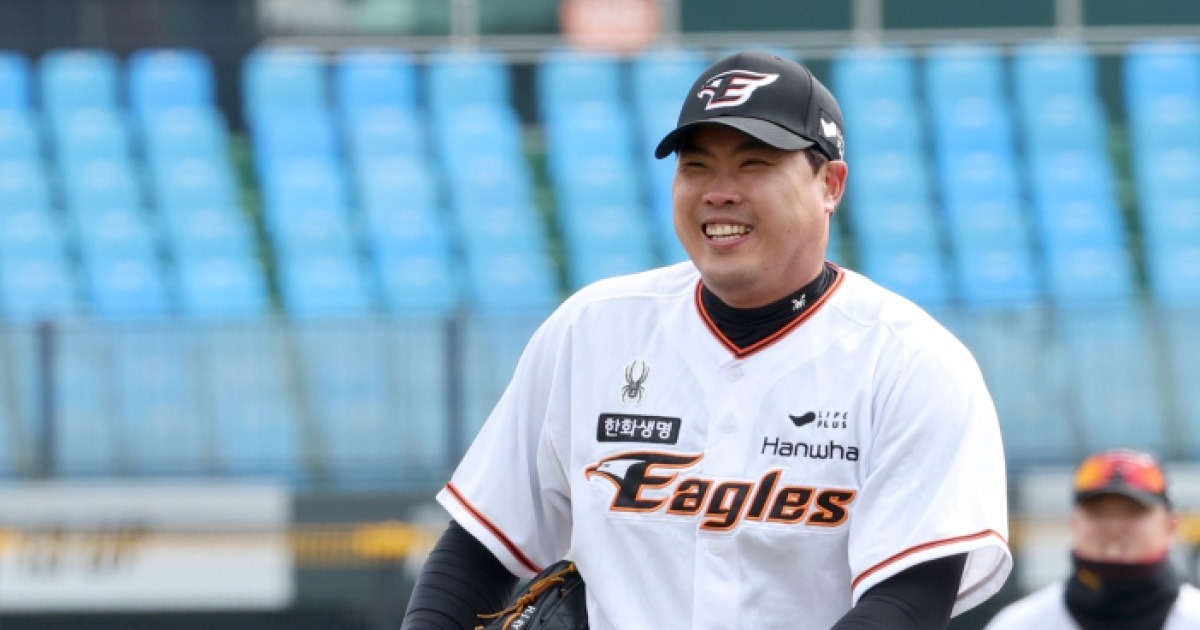 [해설위원 6인 설문] 3강 구도 LG·KIA·KT…'류현진 효과' 한화도 5강 후보