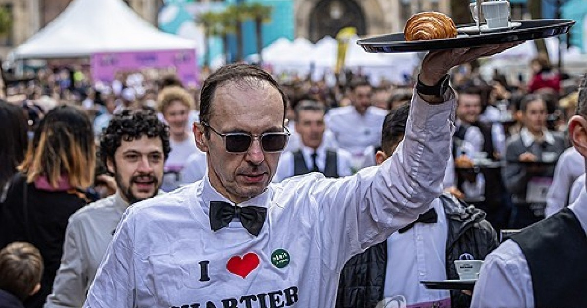 FRANCE WAITERS RACE