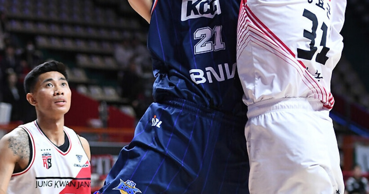 [JB포토] KCC 여준형 '피하지 않는다'