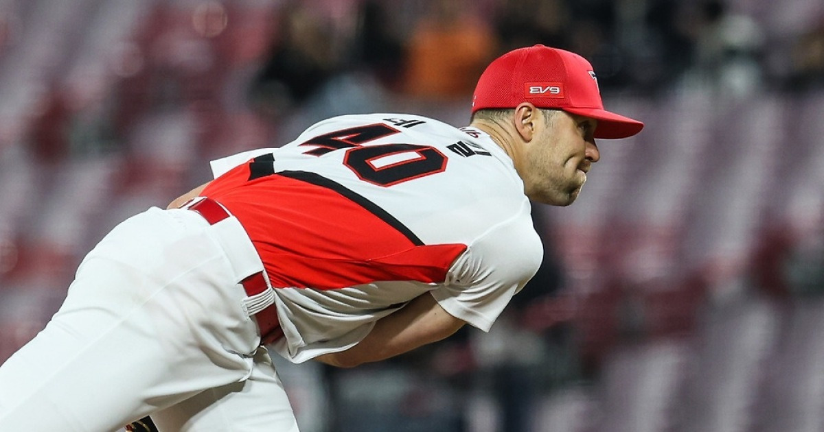 데뷔전 '9K' 승리…KIA 네일 "스위퍼 잘 통했다, 직구 구위는 더 올려야"