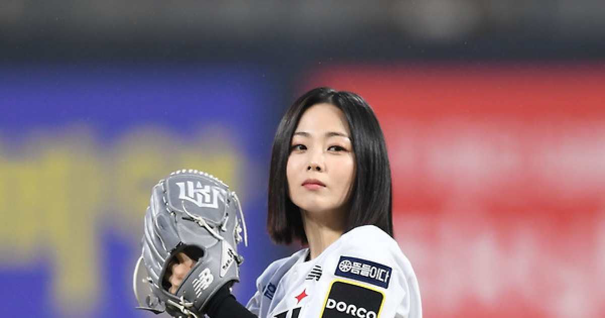 [포토] HYNN(박혜원), KT 승리를 위하여