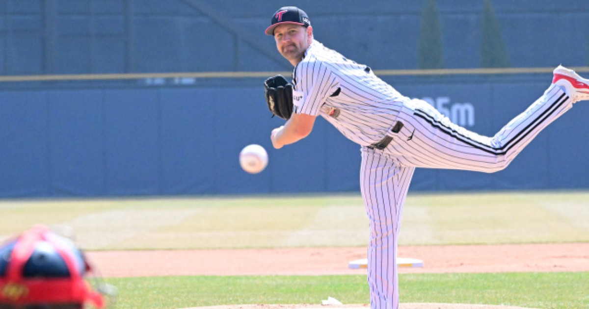 류현진 상대로 'QS+KBO 첫 승'→염갈량의 칭찬 "엔스, 여러가지 시도한다...앞으로 더 발전할 것"[MD고척]