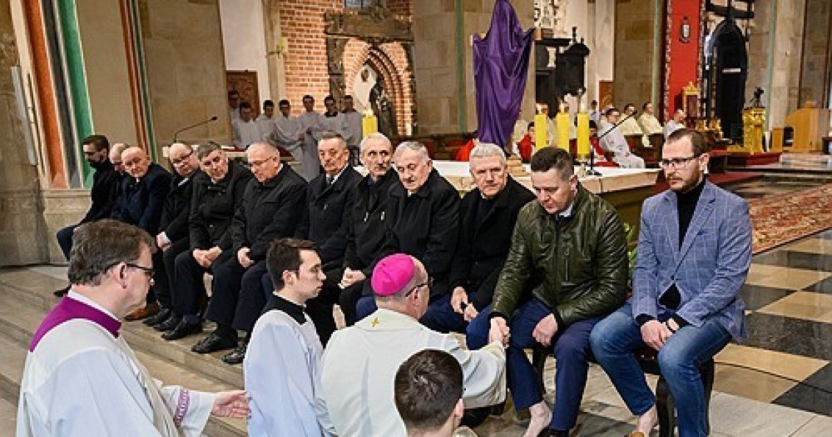 POLAND RELIGION EASTER RITES