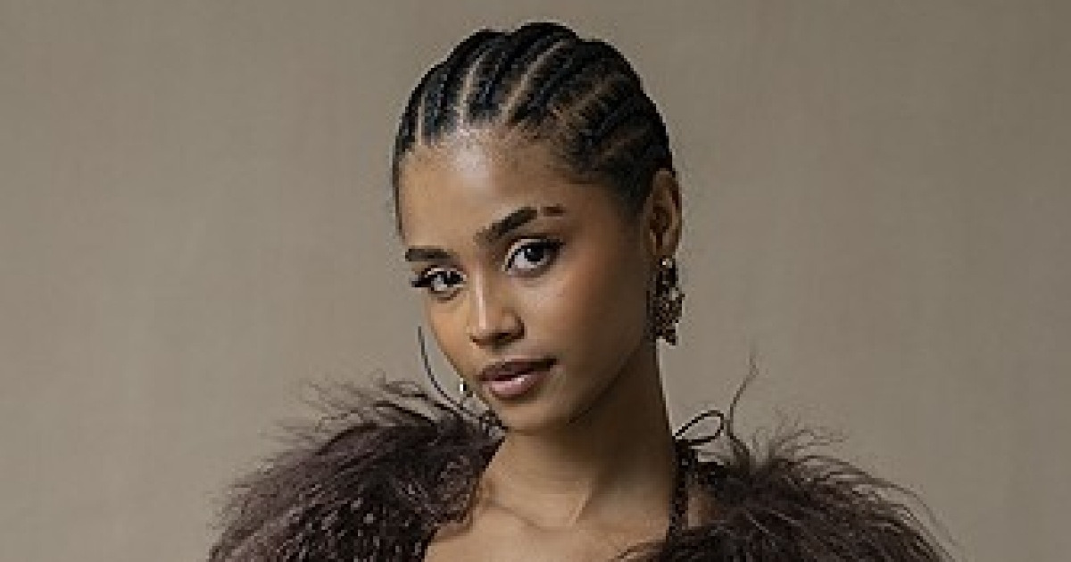 Tyla Portrait Session