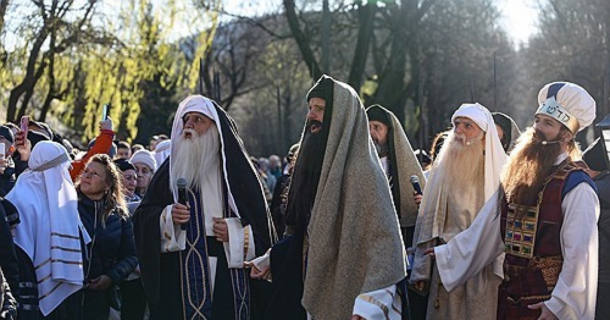 POLAND RELIGION EASTER RITES POLAND BELIEF GOOD FRIDAY