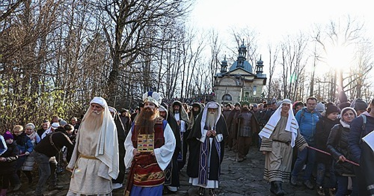 POLAND RELIGION EASTER RITES POLAND BELIEF GOOD FRIDAY
