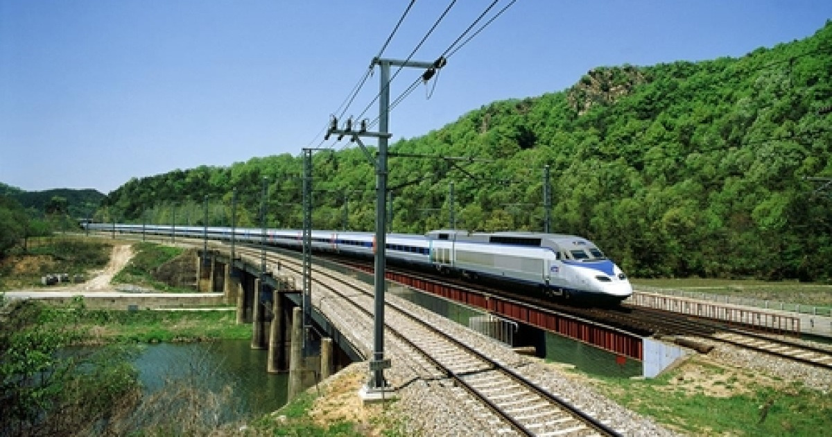 KTX 개통 20년 지구 1만6150바퀴 달렸다…전국 반나절 생활권 지역 균형발전 앞장