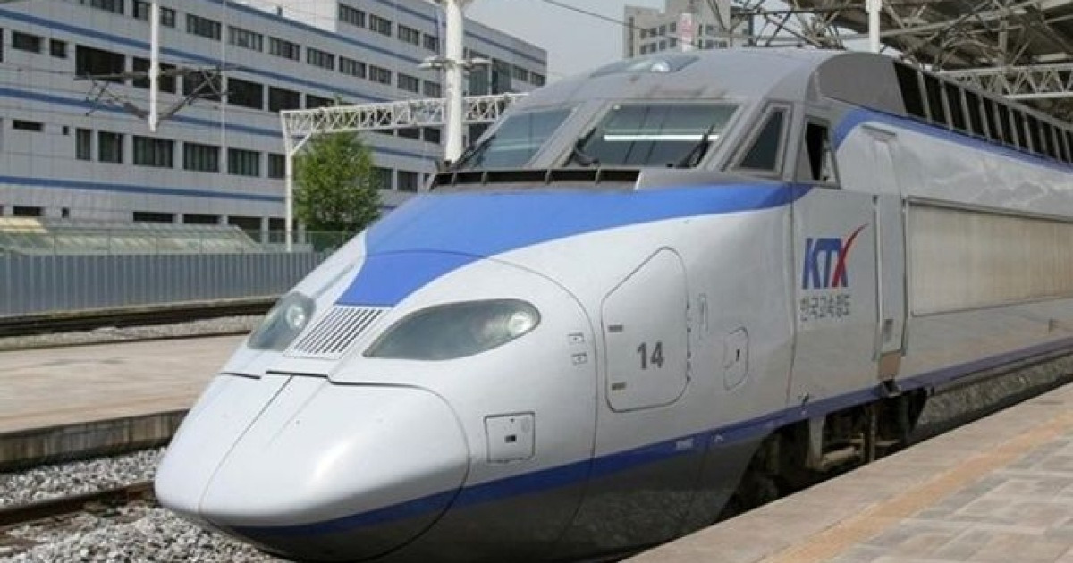 20년 동안 10억명 태운 KTX, “전국이 반나절 생활권”