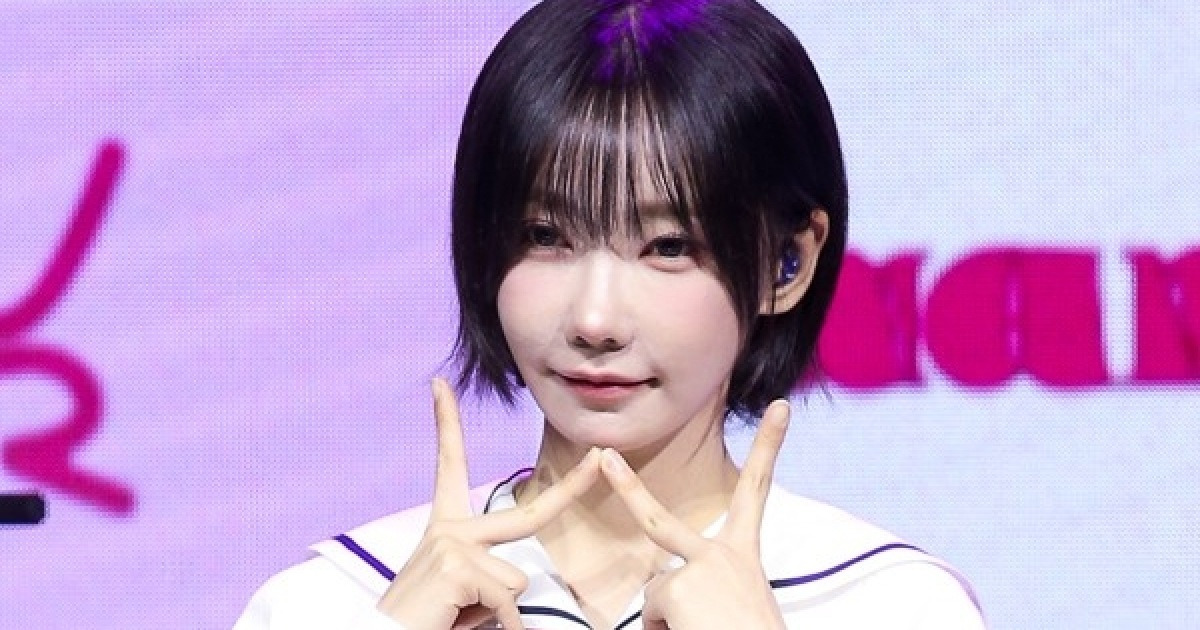 [ET포토] QWER 마젠타, '이기적인 단발머리 비주얼'