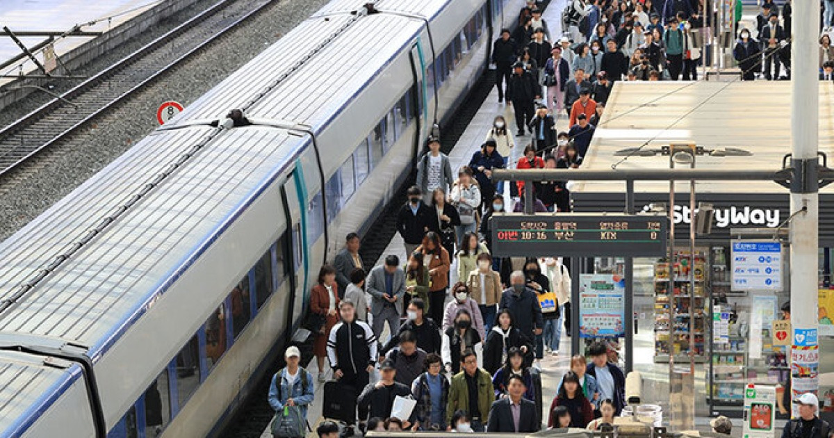 스무 살 KTX, 10억5000만명 싣고 달렸다