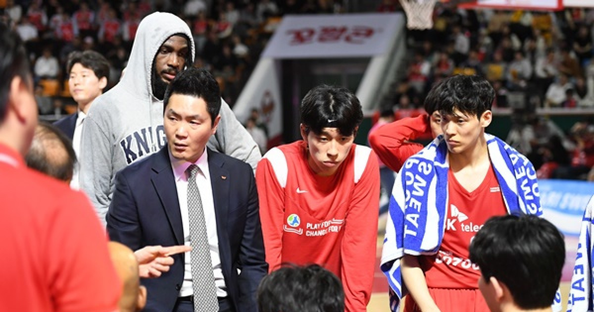 '봄 농구 시작' SK-KCC, 6강 플레이오프 기선제압 나선다