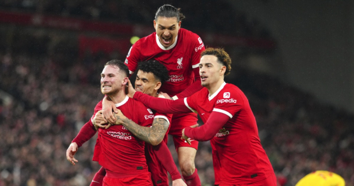 리버풀의 힘… 하루만에 ‘EPL 1위’ 탈환