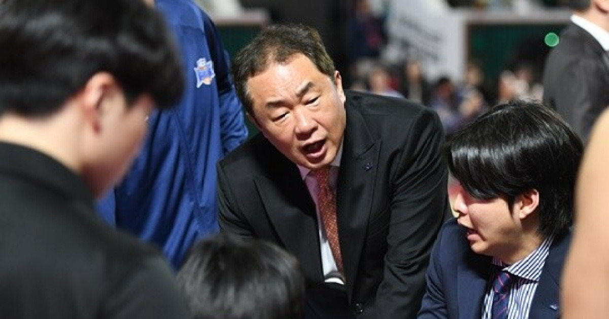 [KBL 6강 PO 경기 후] 전창진 KCC 감독, “에피스톨라와 정창영이 해줬다” … 전희철 SK 감독, “4쿼터를 너무 안 좋게 시작했다”