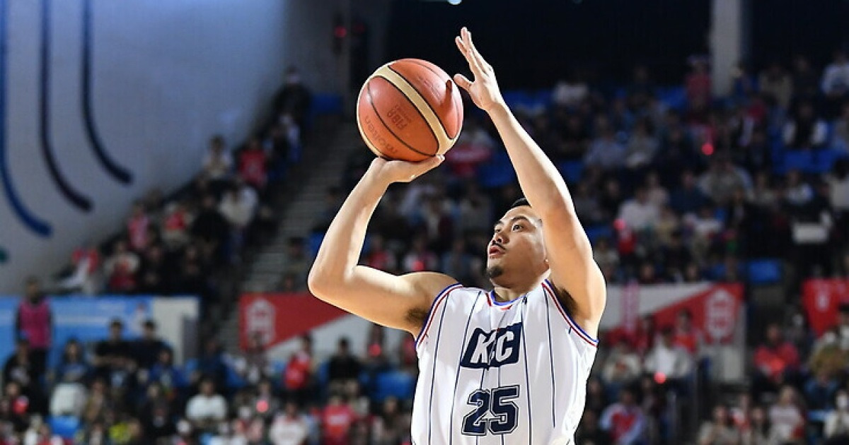 ‘에피스톨라까지 터졌다’ KCC, SK 또 꺾으며 4강까지 -1승