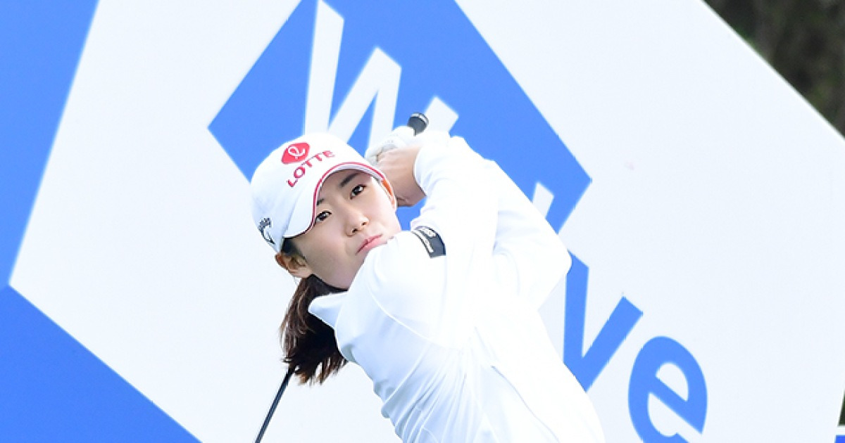 '돌격대장' 황유민, KLPGA 투어 최초 72홀 노보기 우승 도전