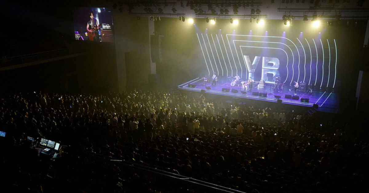 록밴드 YB, 전국 투어 콘서트 ‘2024 YB TOUR LIGHT ; INFINITY’ 순항 중