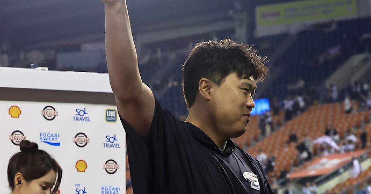 '4216일 만에 KBO리그 복귀 승' 류현진, 팬 여러분 고맙습니다