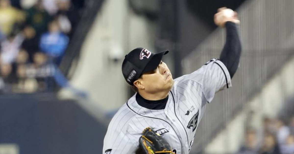 [IS 잠실] '류현진 4216일 만에 KBO리그 승리' 한화, 두산 잡고 5연패 탈출