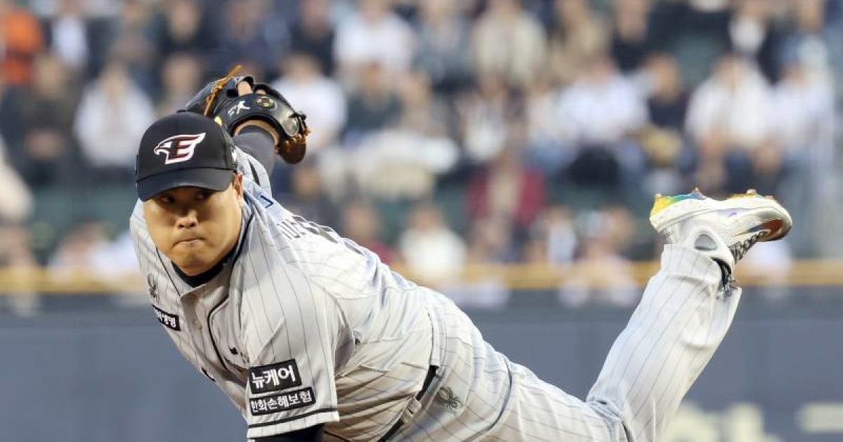 [IS 스타] 돌아온 몬스터...'6이닝 8K 완벽투' 류현진, 9실점 악몽 지우고 KBO리그 복귀승